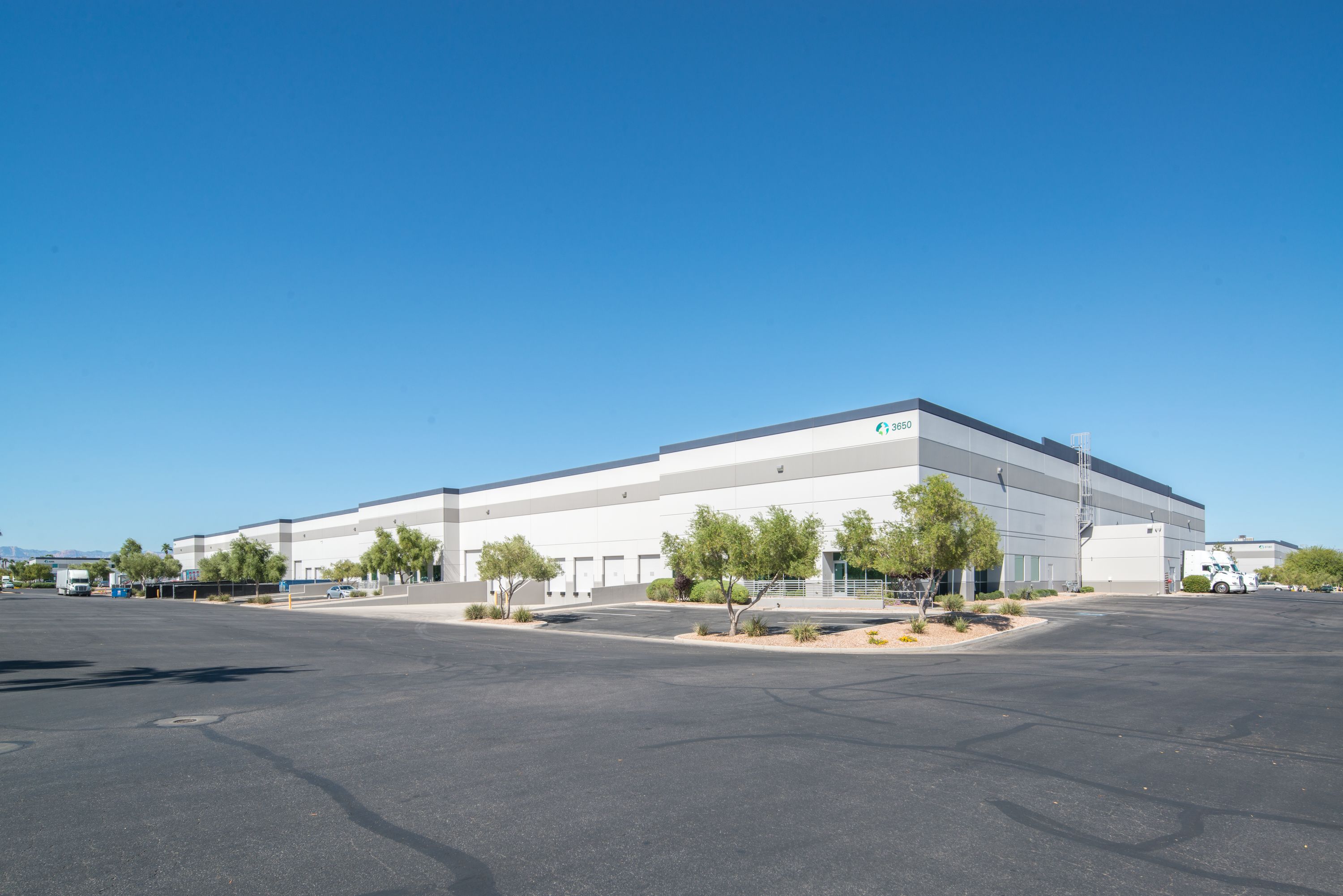 First Arrowhead Commerce Center – SZHSO