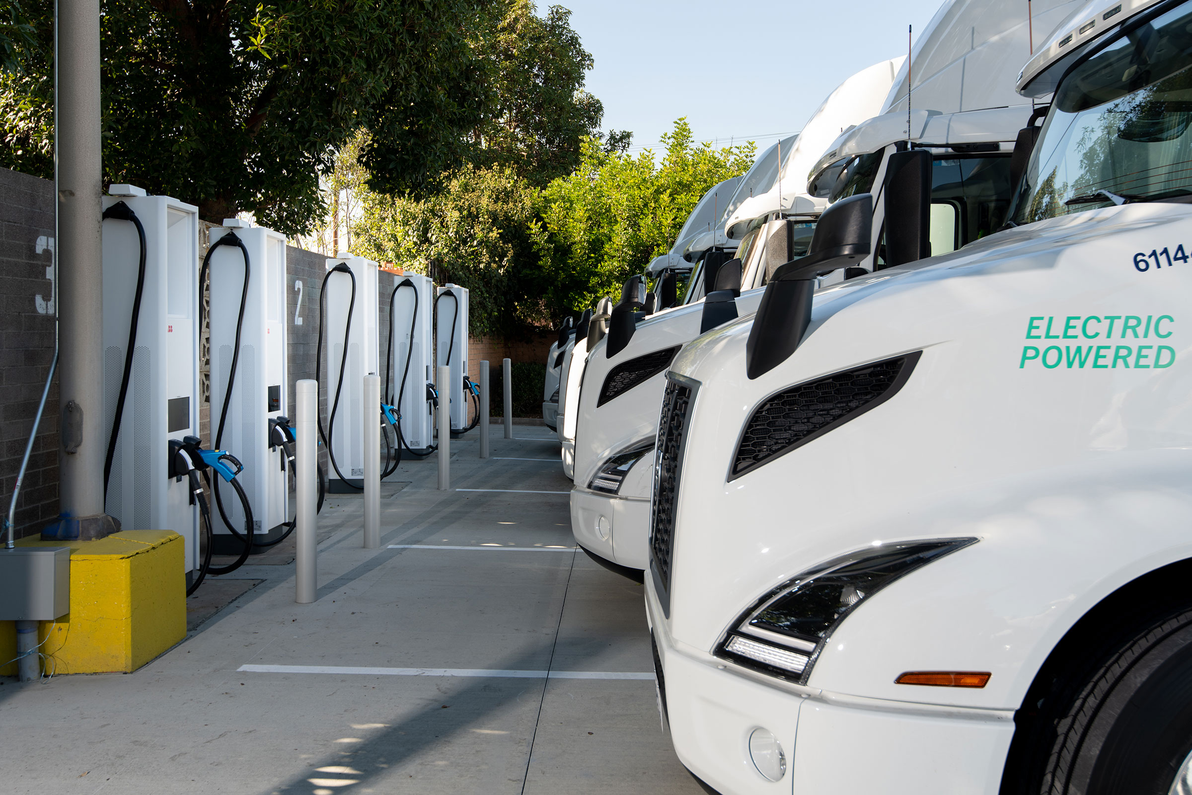 Best Practices for A Successful Journey into Heavy-Duty Zero-Emissions Trucks | Prologis