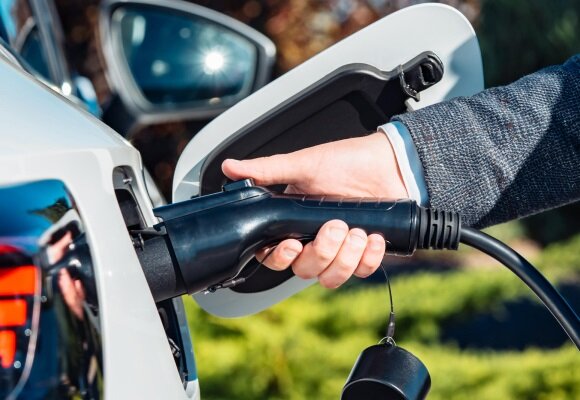 Workplace EV Charging Solutions and EV Charging Infrastructure | Prologis